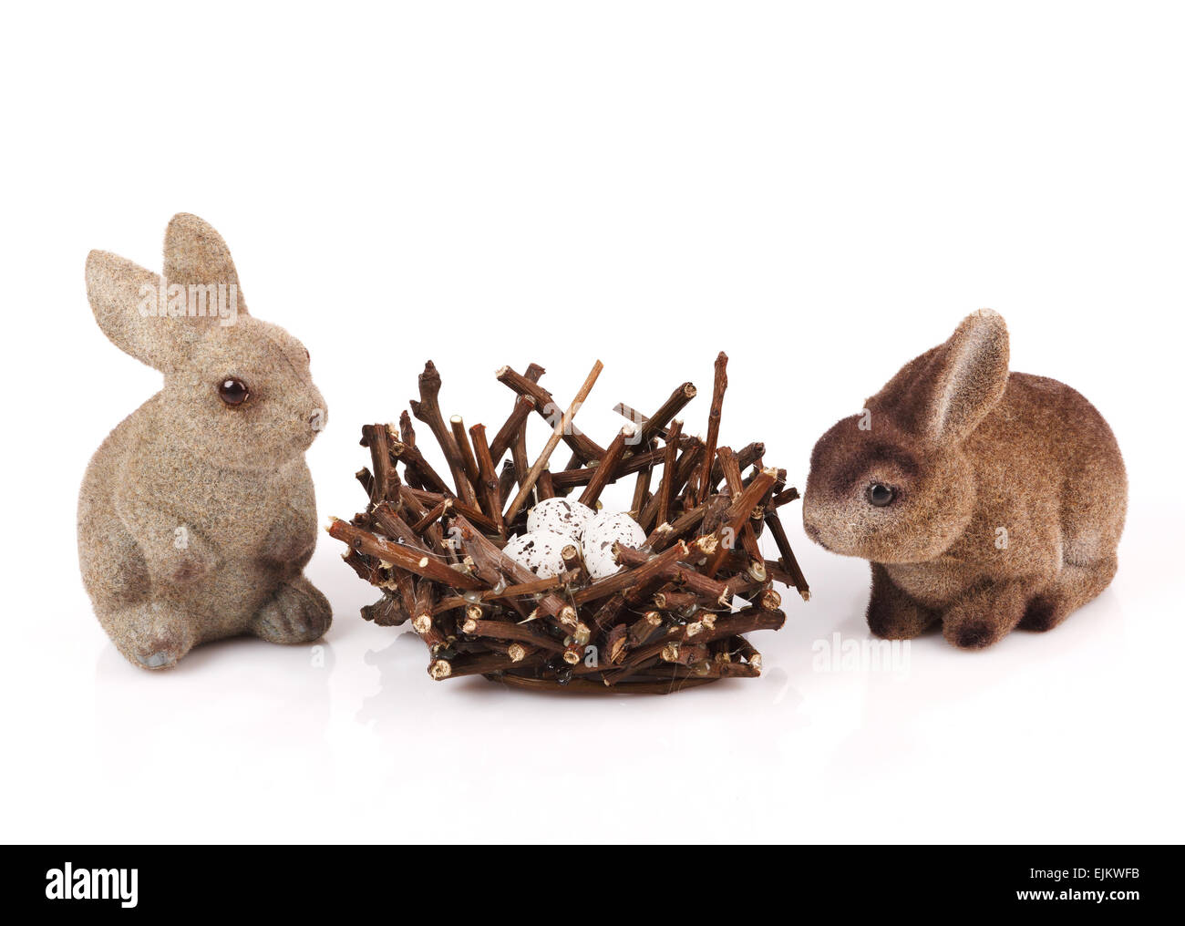 Sitting easter bunnies hi-res stock photography and images - Alamy