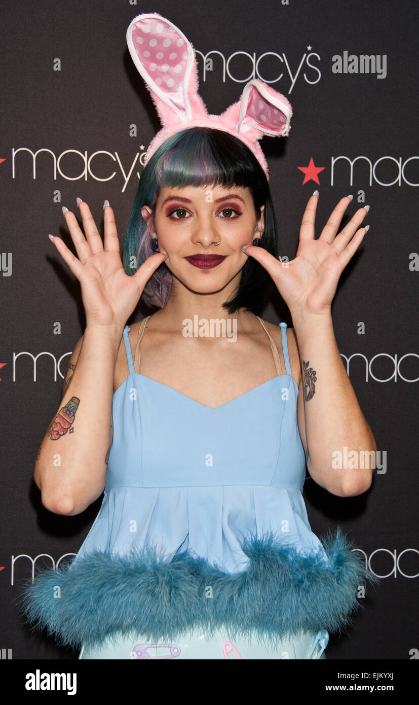 King of Prussia, Pennsylvania, USA. 28th March, 2015. American Singer ...