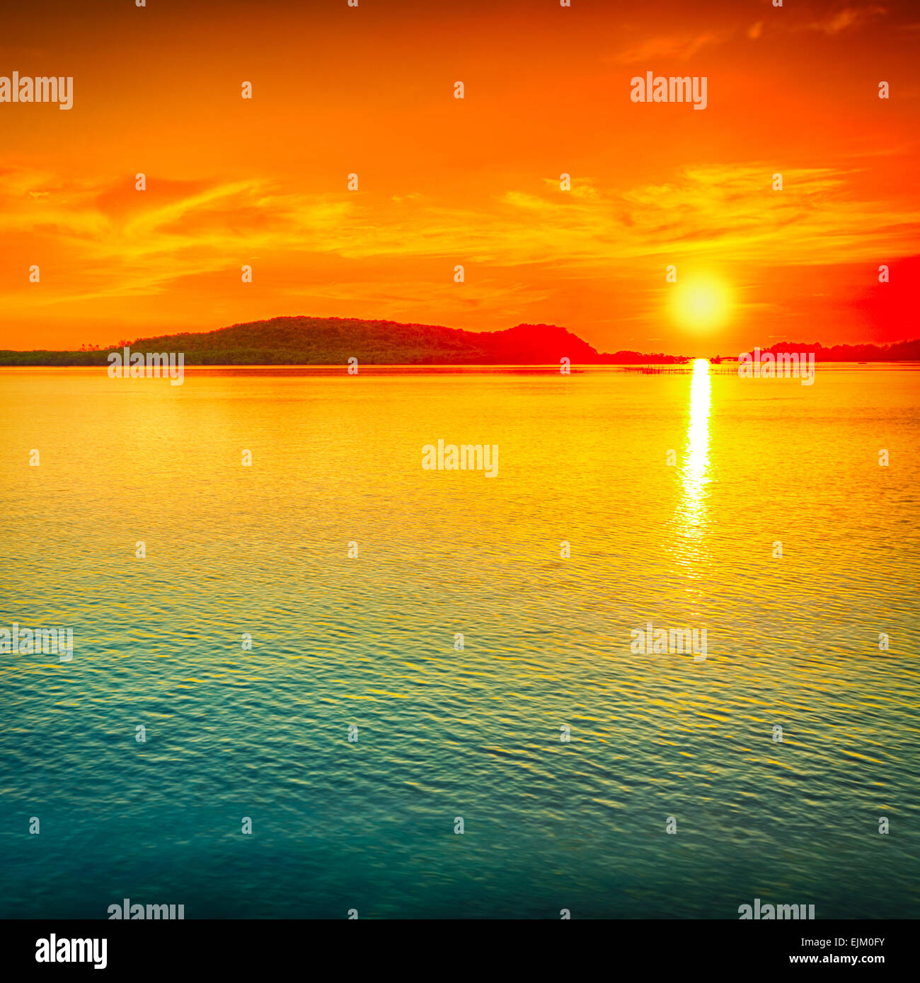 Tropical island sunset philippines time hi-res stock photography and ...