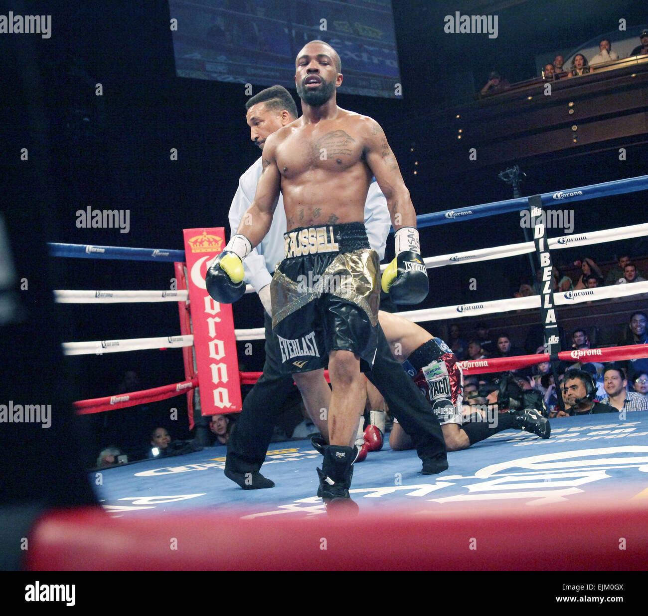 Las Vegas, Nevada, USA. 28th Mar, 2015. Boxer Gary Russell jr [black ...