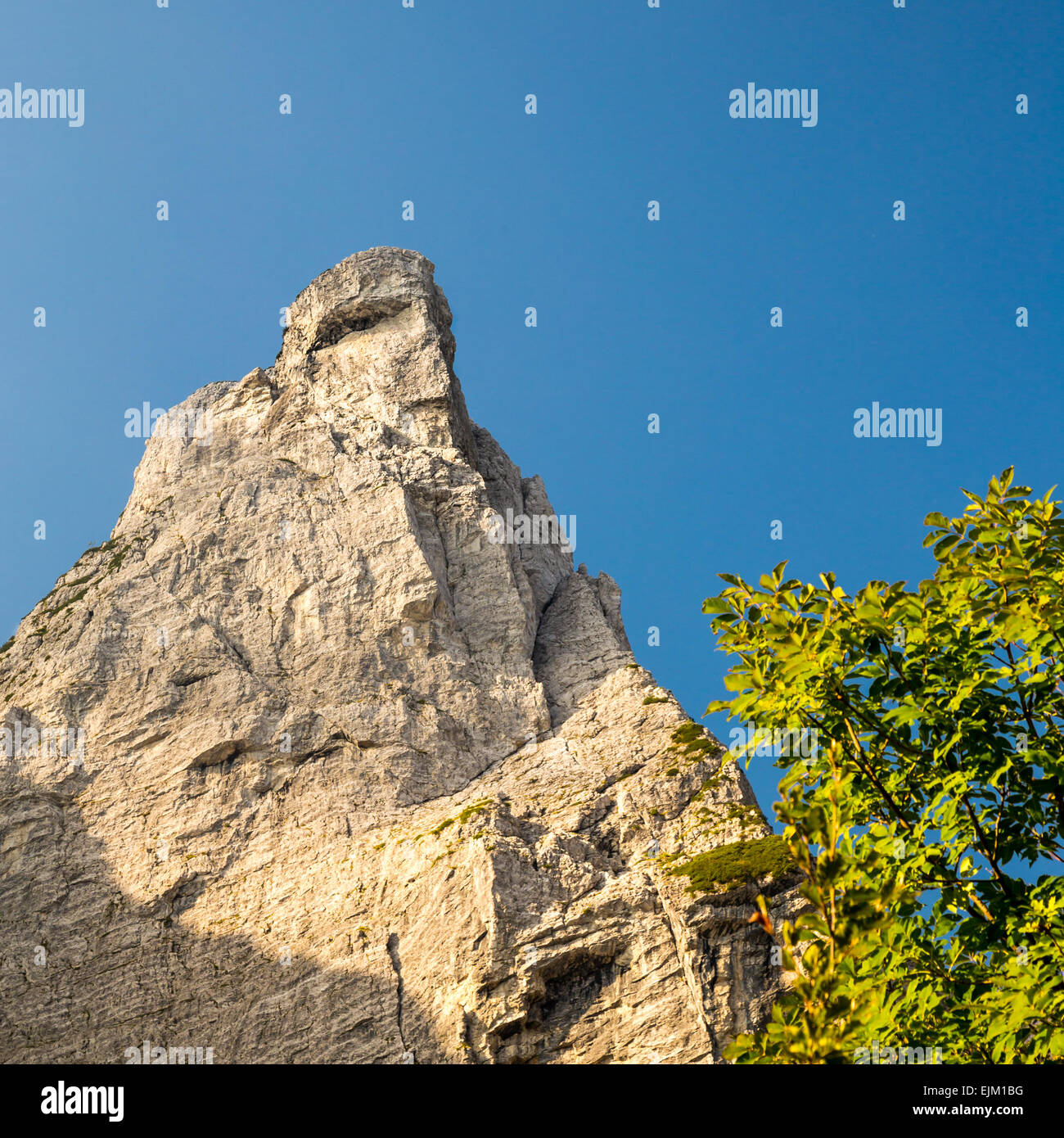 a caracteristic shape of the mountain is why it is called "the sphinx ...