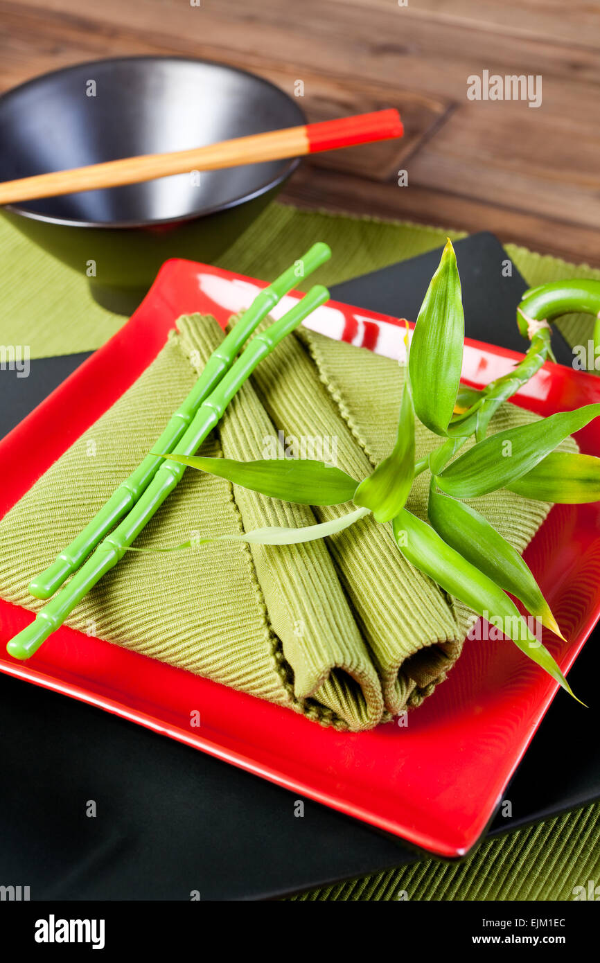 Chinese table setting hi-res stock photography and images - Alamy
