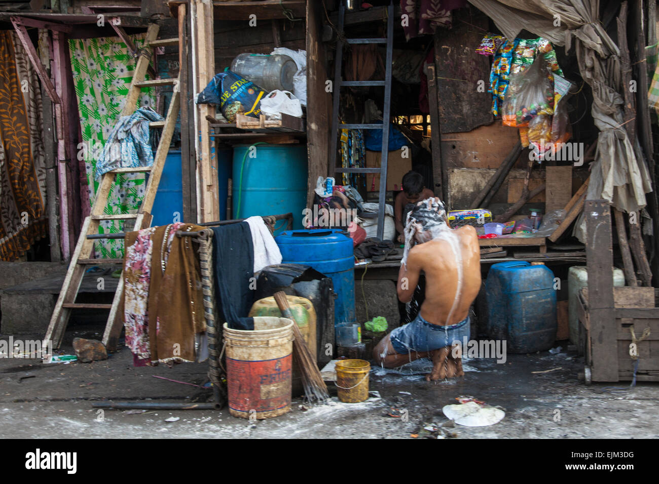 shack in Mumbai, India Stock Photo - Alamy