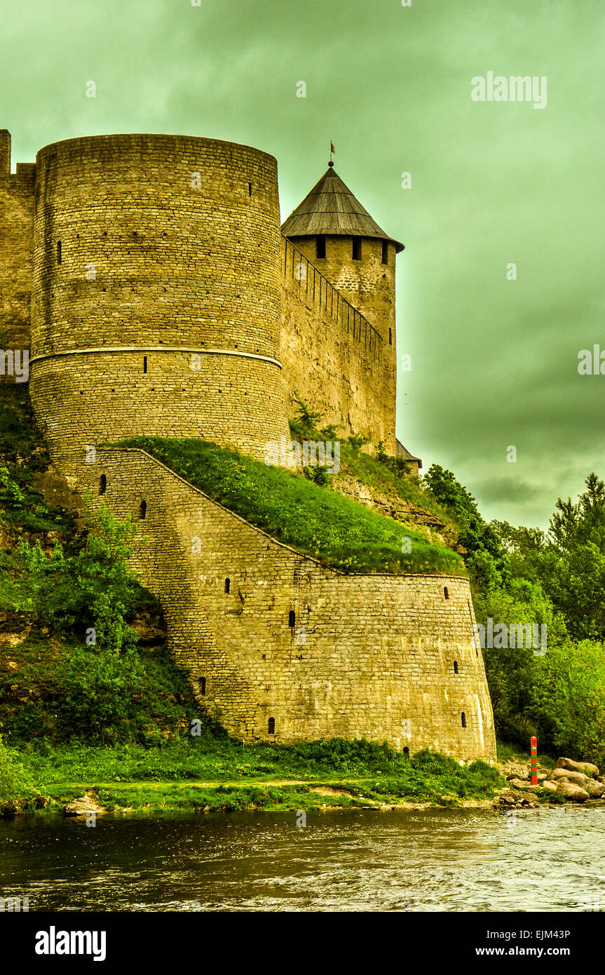 Well tower hi-res stock photography and images - Alamy