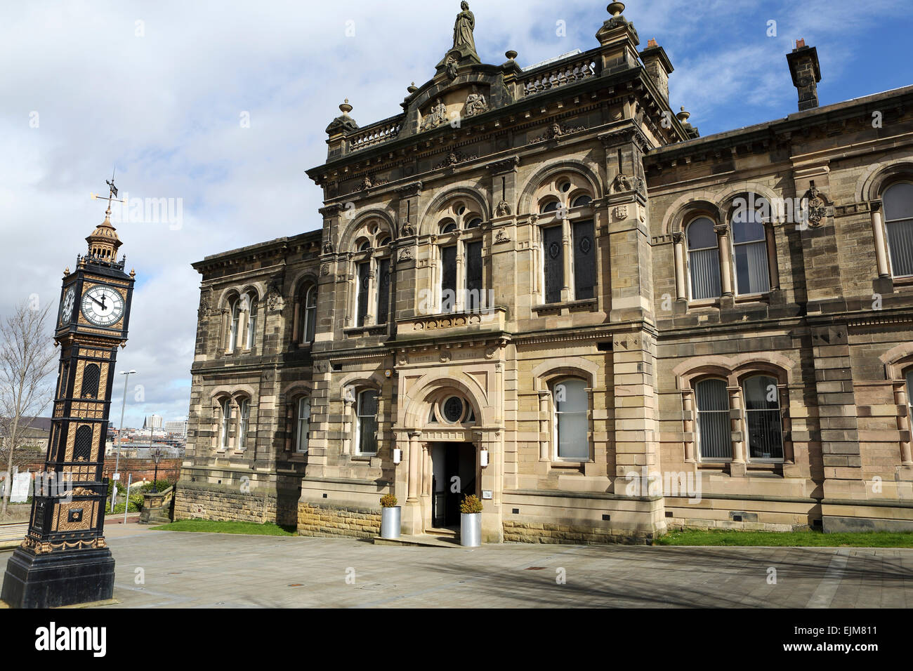 Gateshead town centre hi-res stock photography and images - Alamy