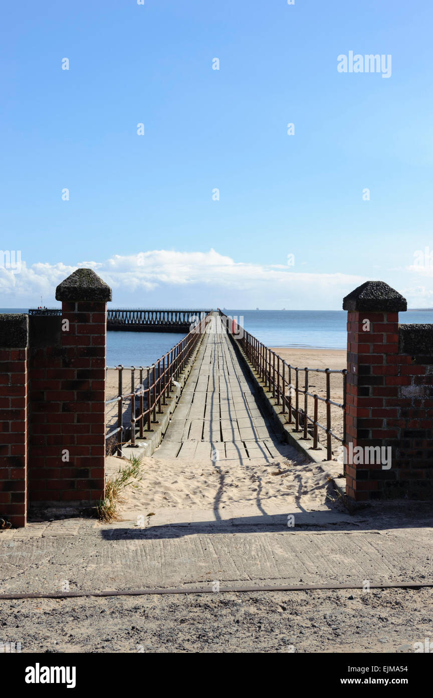 Blyth pier hi-res stock photography and images - Alamy