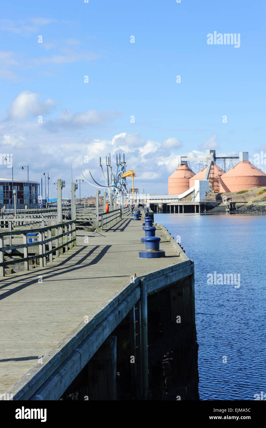 Blyth sculpture hi-res stock photography and images - Alamy