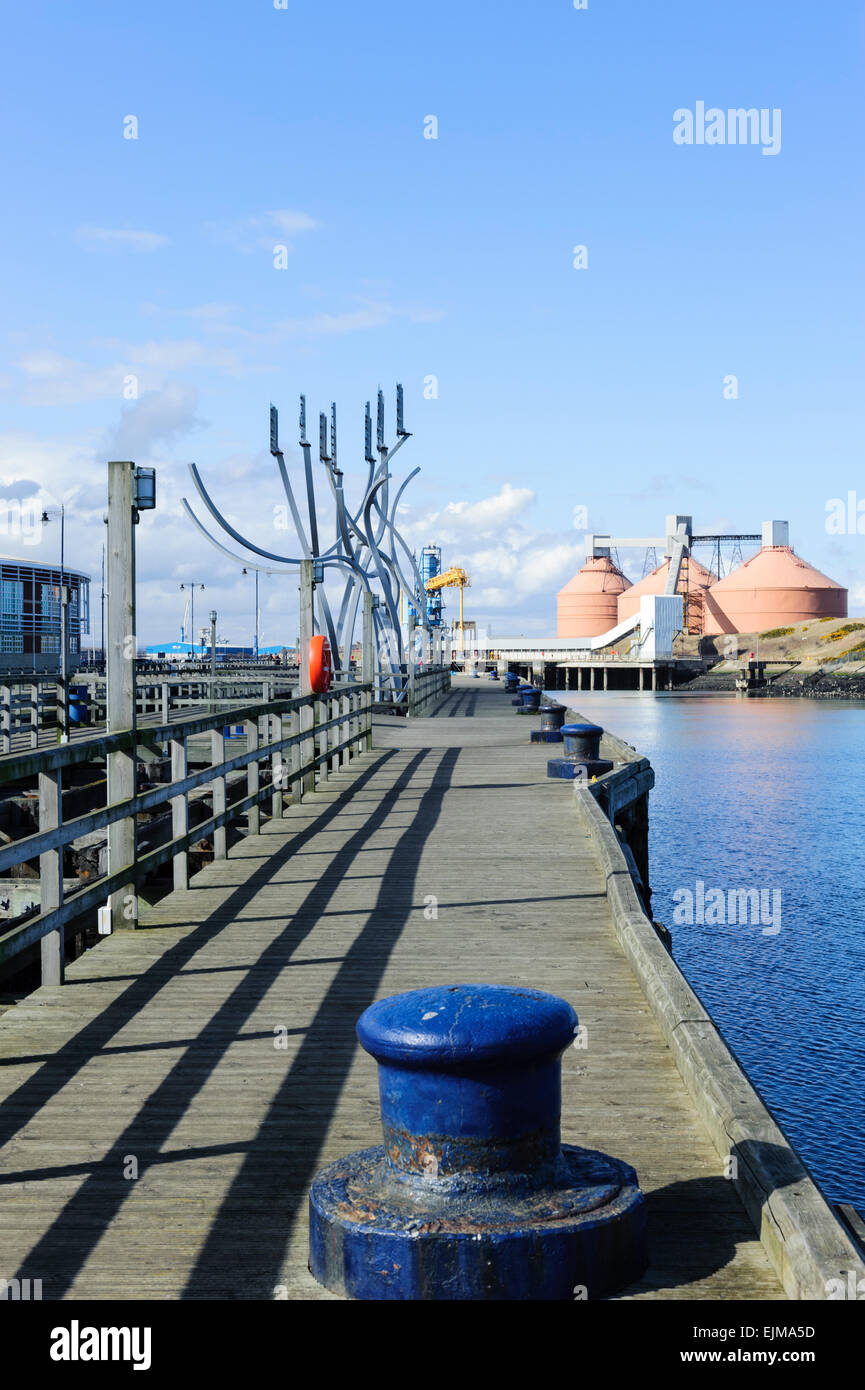 Blyth sculpture hi-res stock photography and images - Alamy