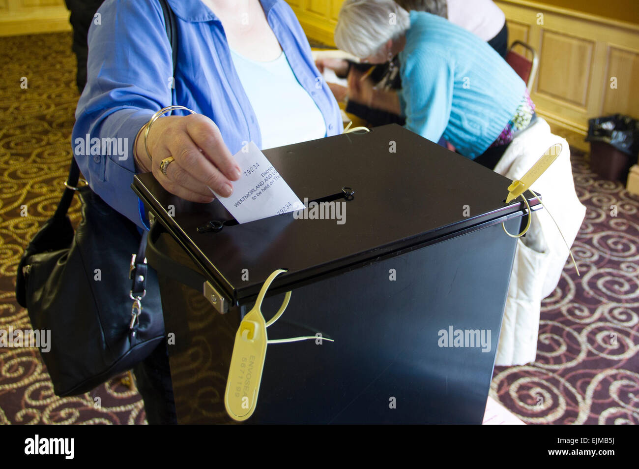 Ballet box hi-res stock photography and images - Alamy