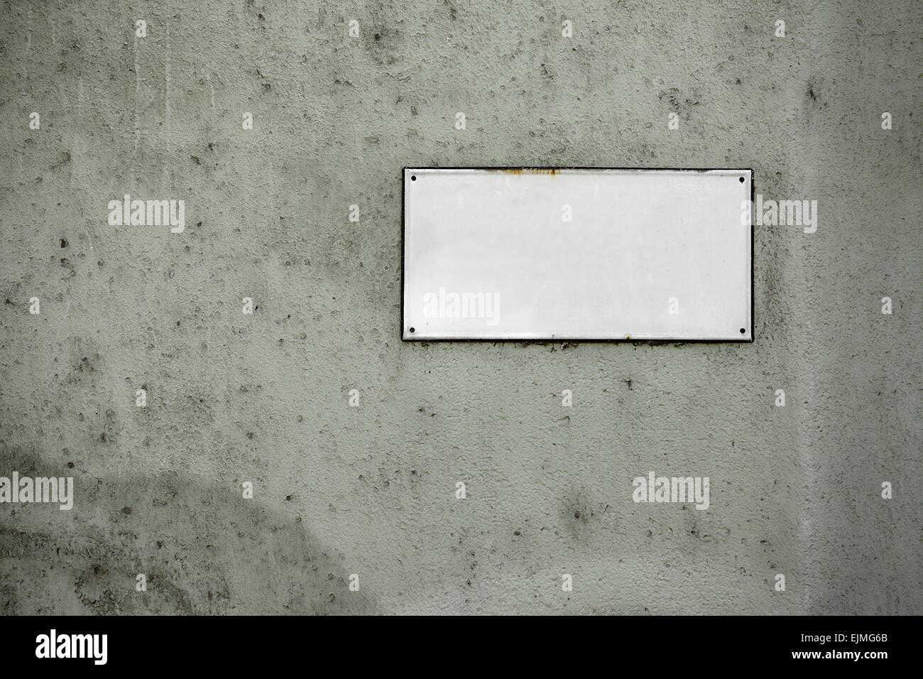 Empty street sign hi-res stock photography and images - Alamy