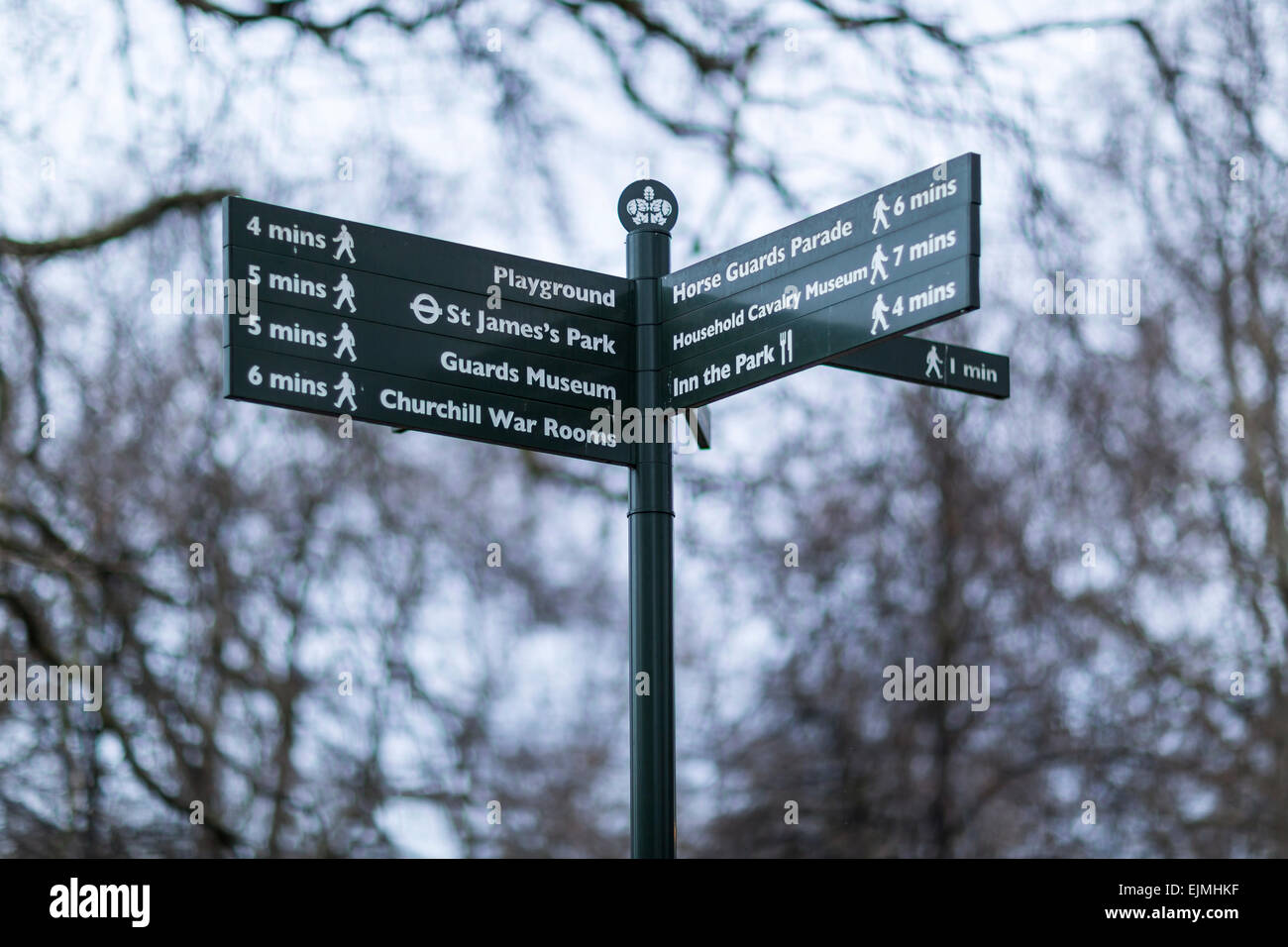 Signpost to famous London landmarks, St. James's Park, London Stock ...