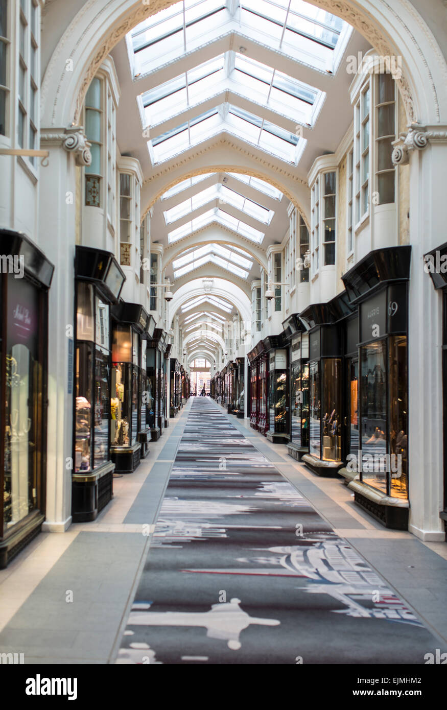 Burlington Arcade, Mayfair, London Stock Photo - Alamy