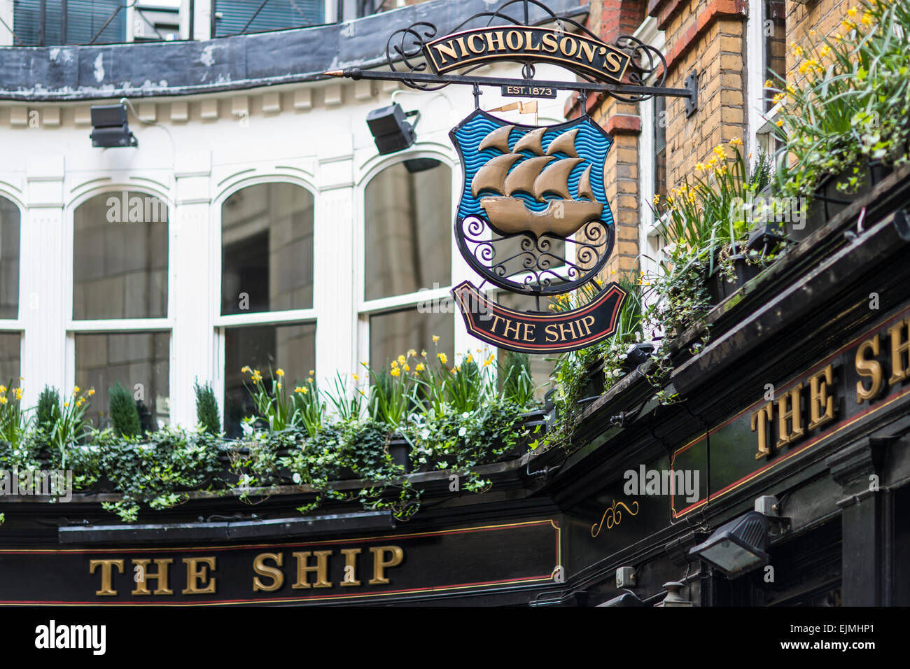 The Ship Pub Sign High Resolution Stock Photography and Images - Alamy