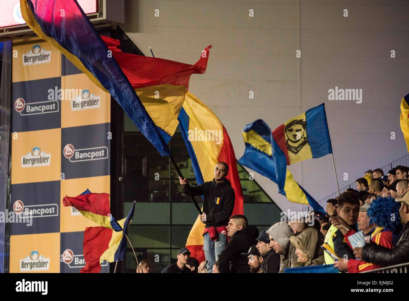Romanian football team hi-res stock photography and images - Alamy