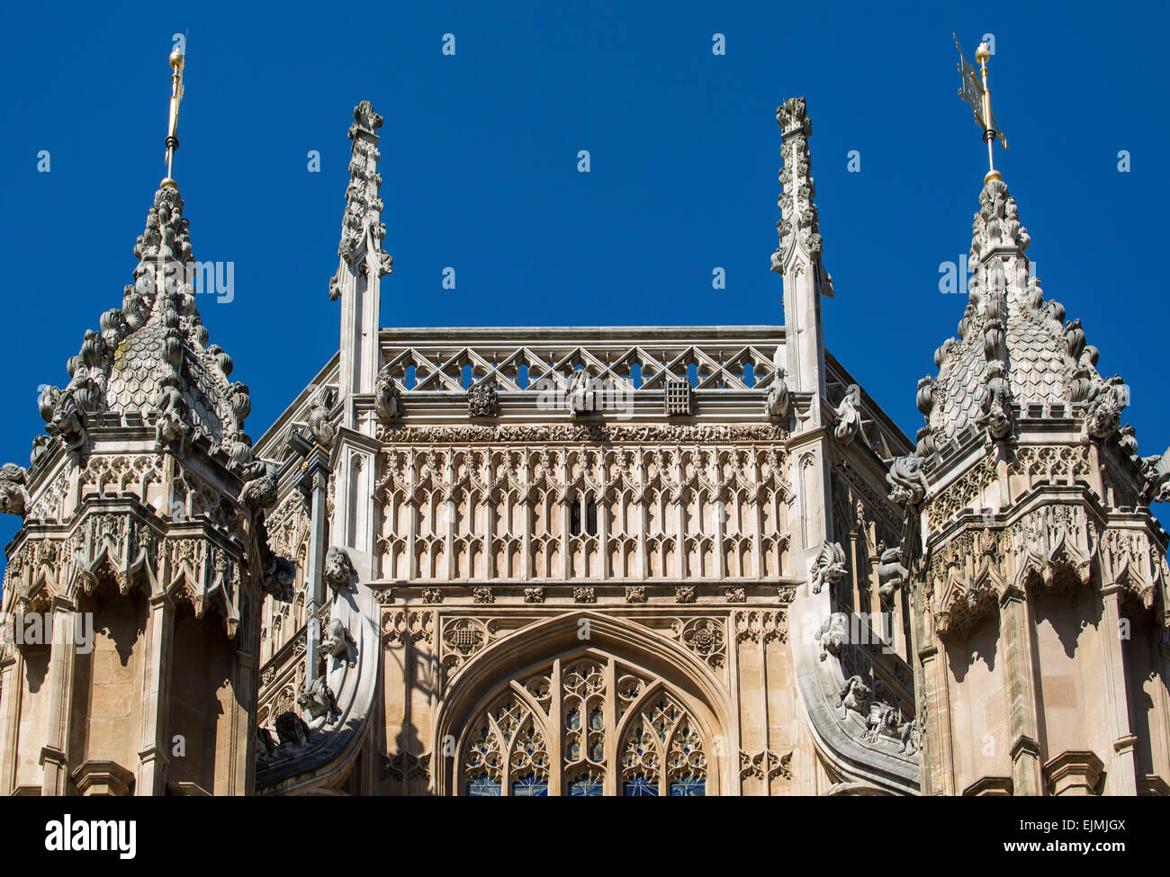 Westminster abbey exterior hi-res stock photography and images - Alamy