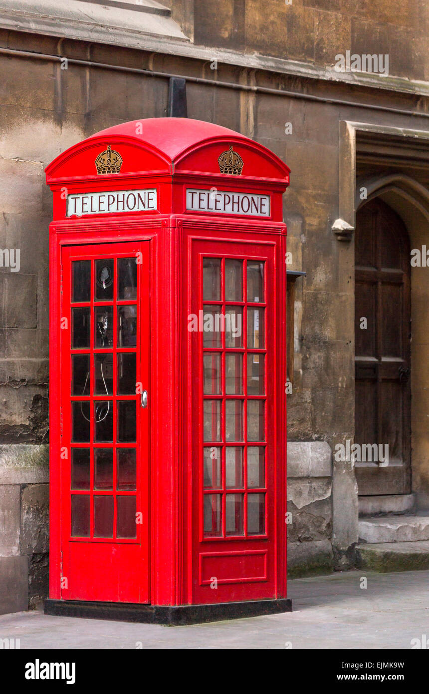 Red phone booth, London Stock Photo - Alamy