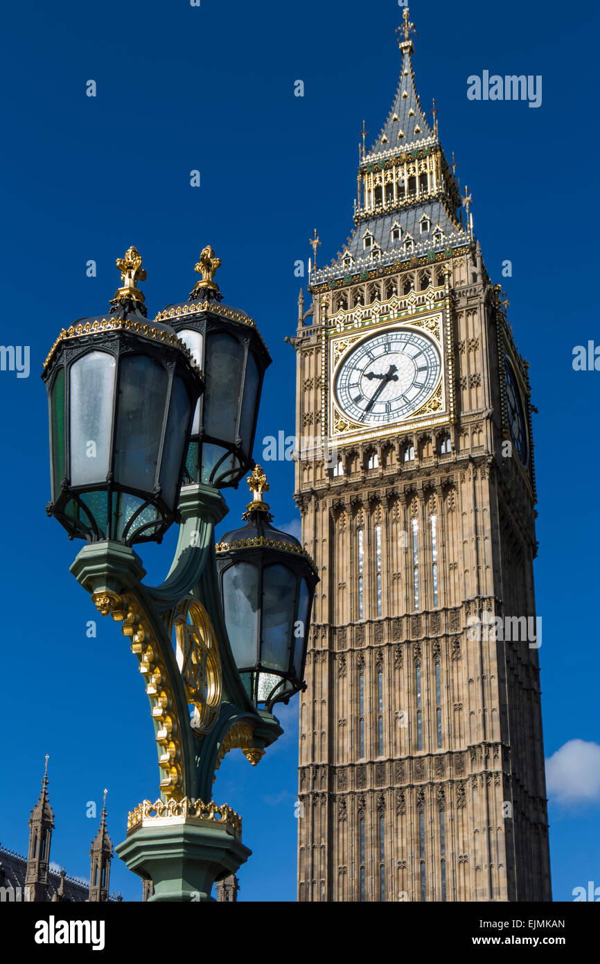 Big ben light hi-res stock photography and images - Alamy