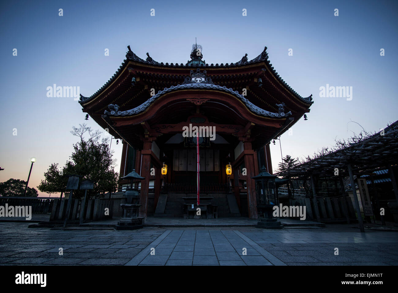 Evening blue hour view of the Octagonal Hall in Kofukuji Temple, Nara ...