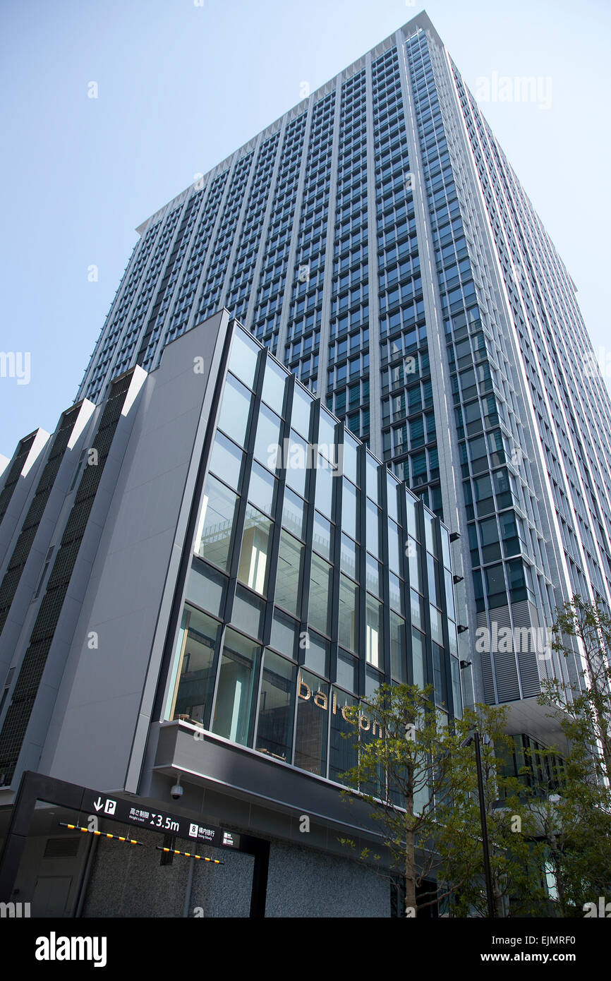 General view: the new building Shinagawa Season Terrance is under ...