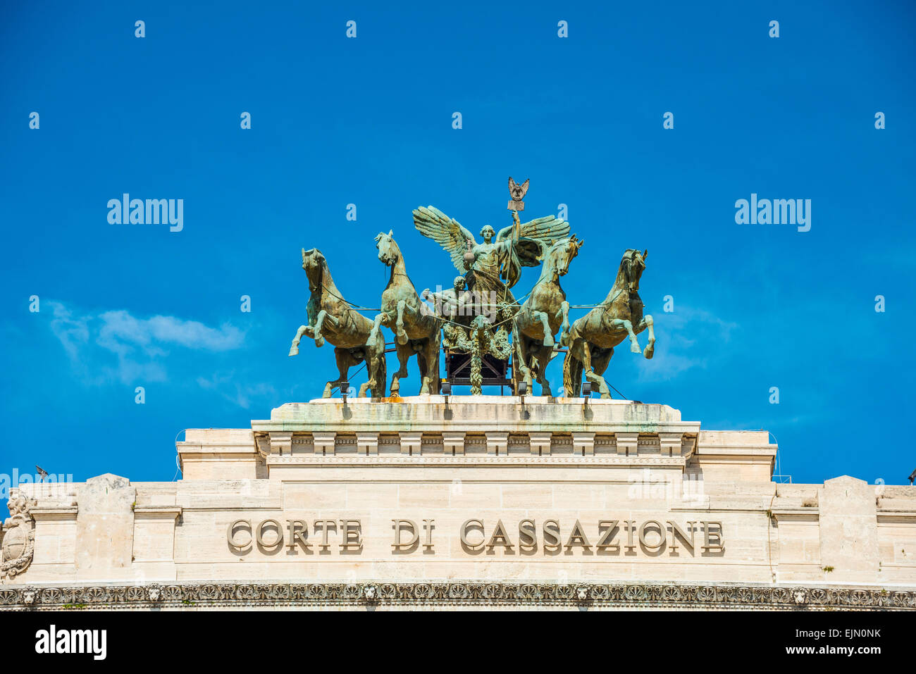 Supreme court statue hi-res stock photography and images - Alamy