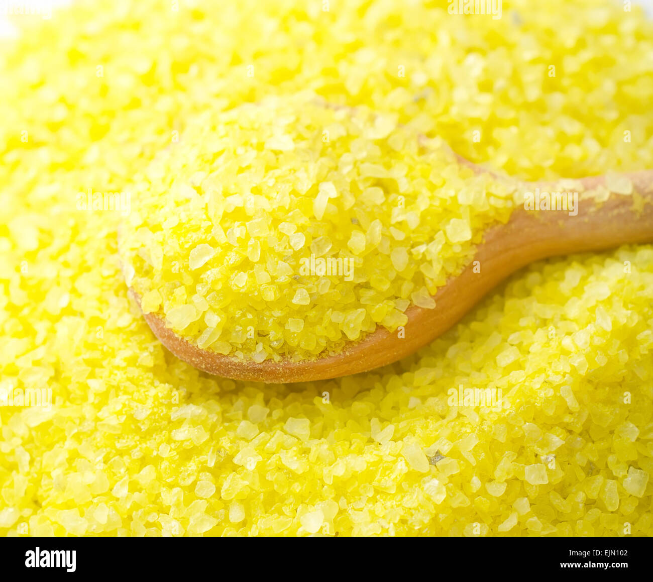 yellow sea salt, sea salt in spoon Stock Photo - Alamy