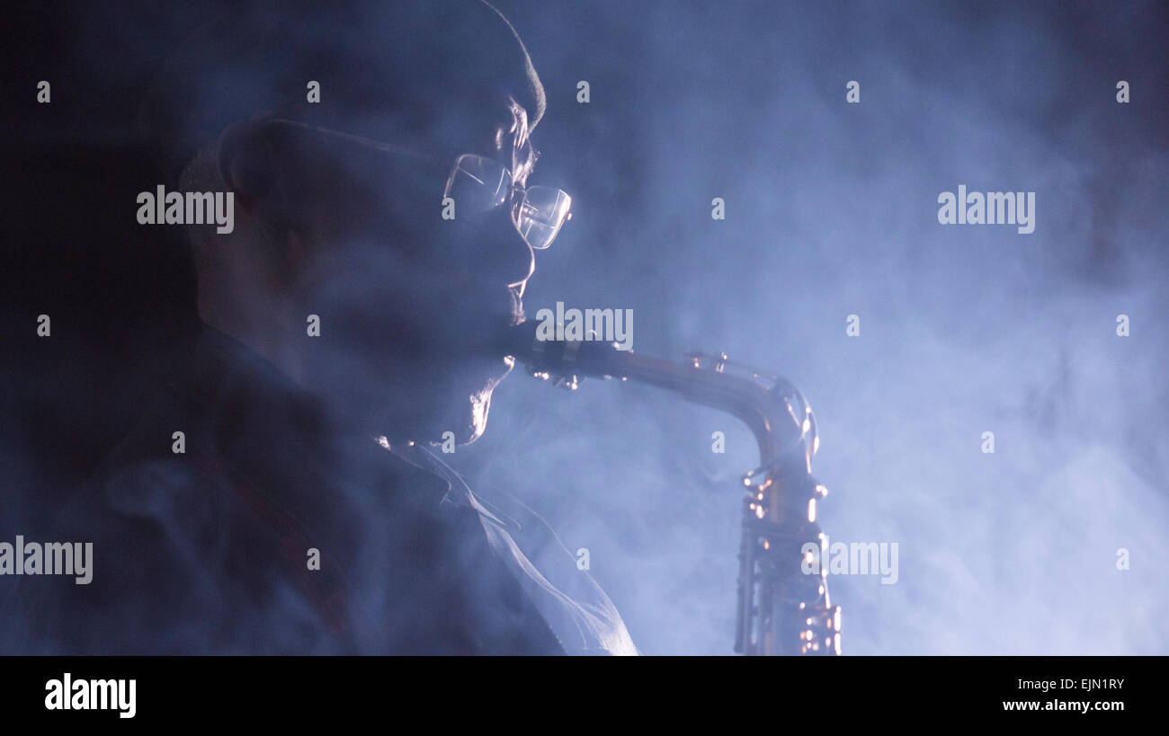 African jazz hi-res stock photography and images - Alamy