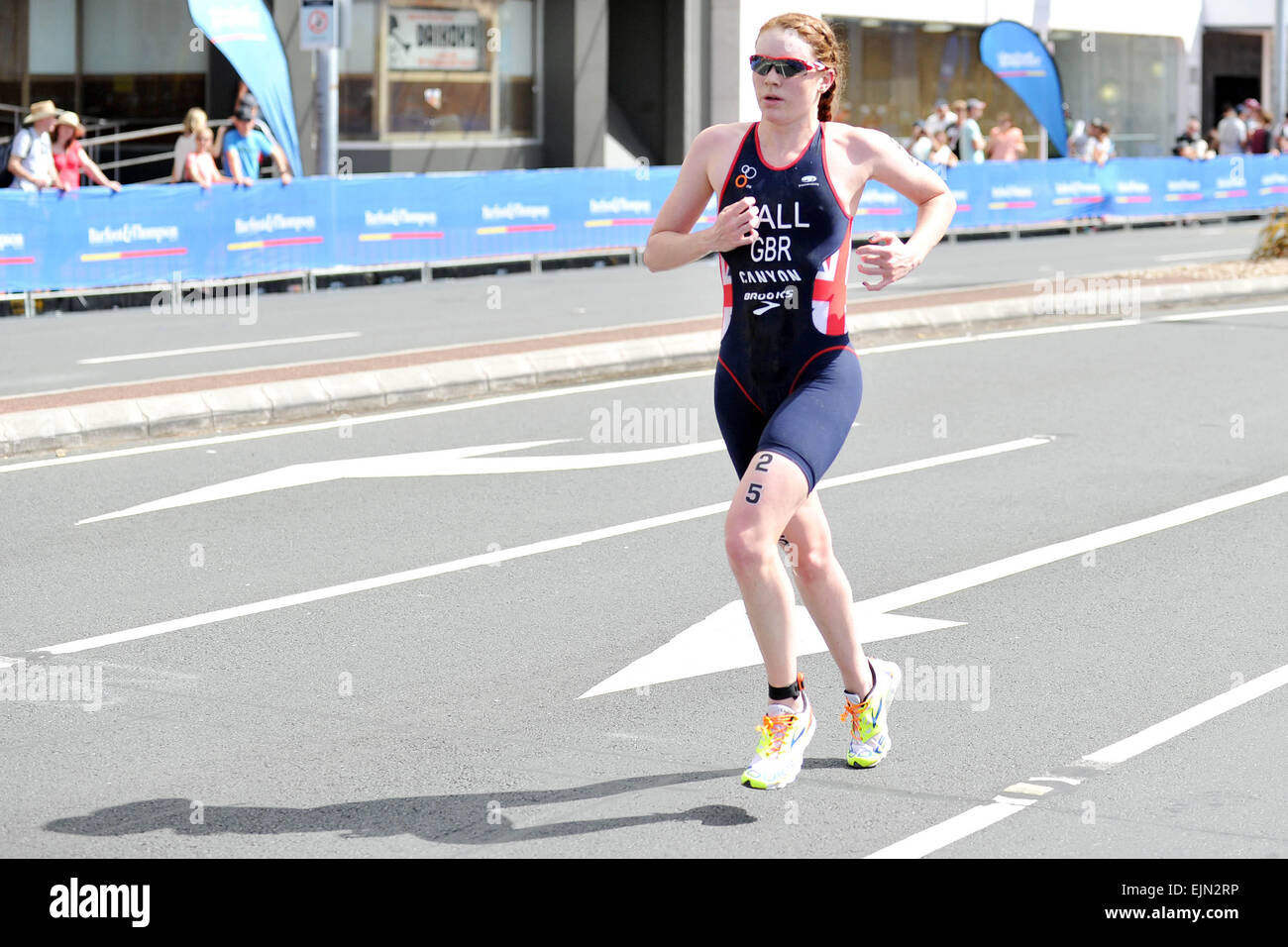 Lucy hall triathlon hi-res stock photography and images - Alamy
