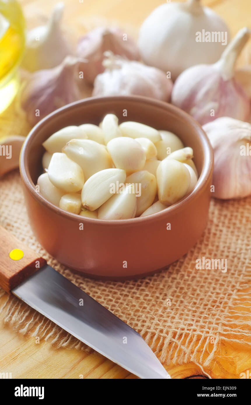 Garlick clove hi-res stock photography and images - Alamy