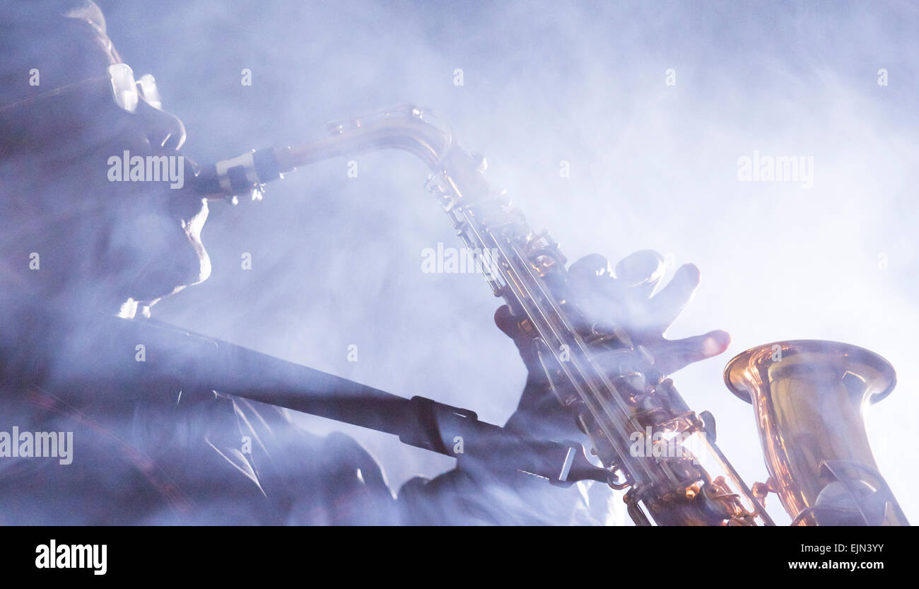 African jazz musician playing the saxophone Stock Photo - Alamy