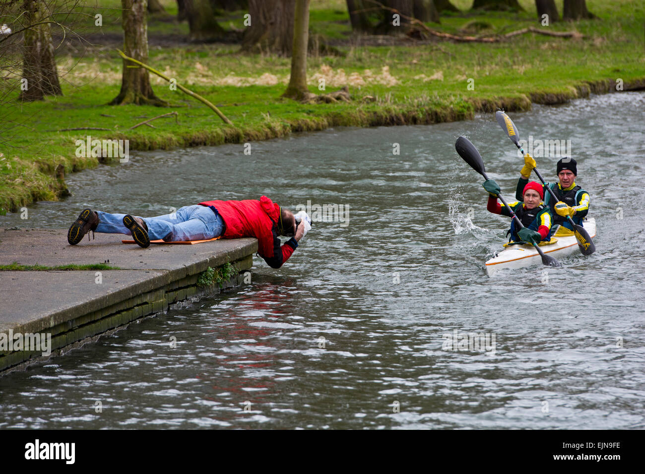 Canoe race river Cam Cambridge Stock Photo - Alamy