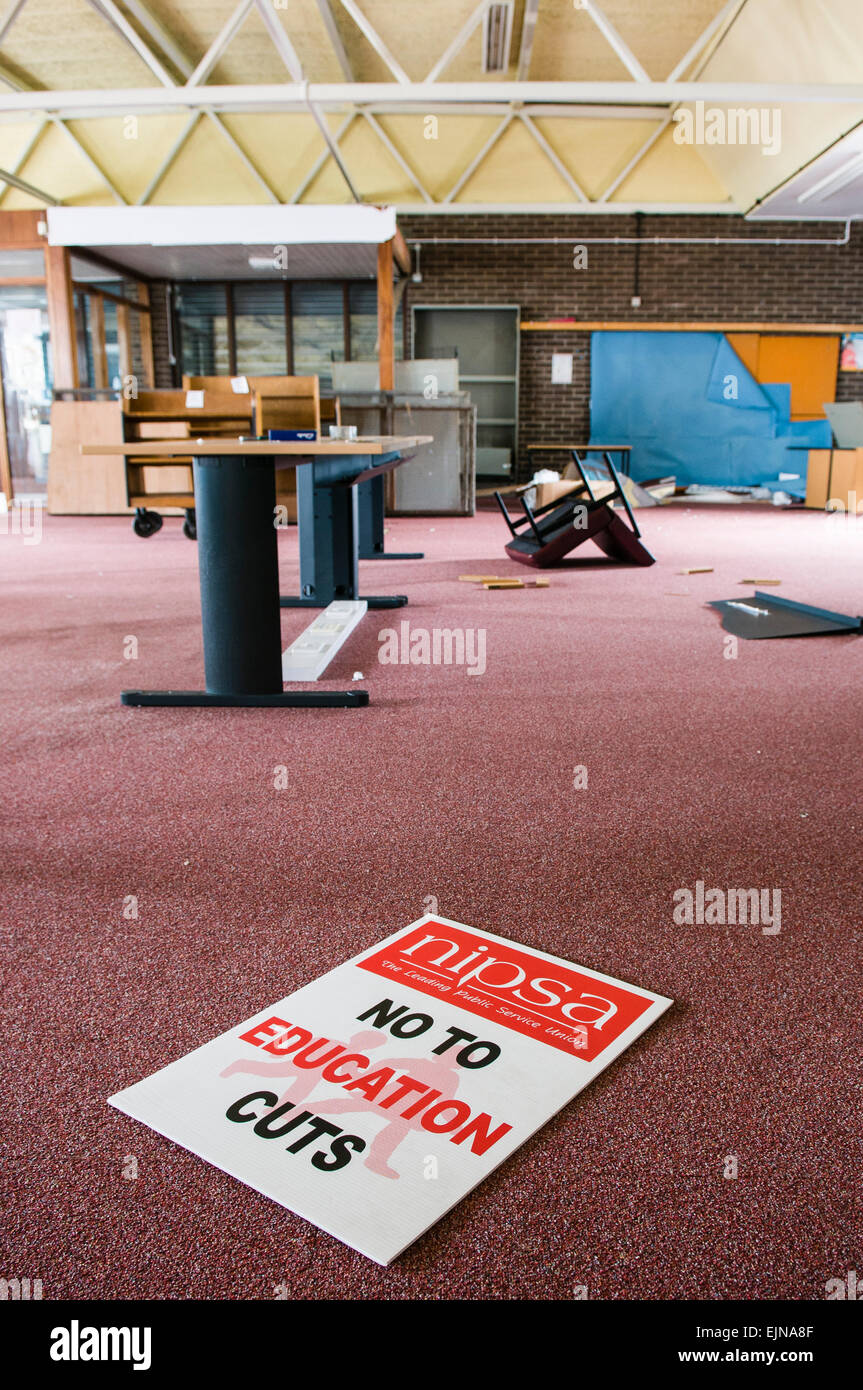 Public education budget cuts hi-res stock photography and images - Alamy