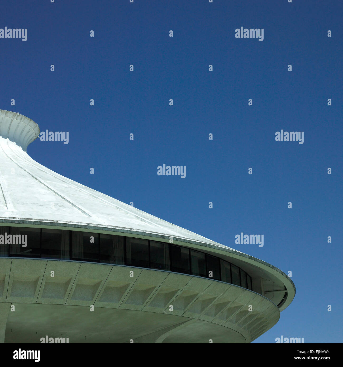 White cement building top and clear blue sky Stock Photo - Alamy
