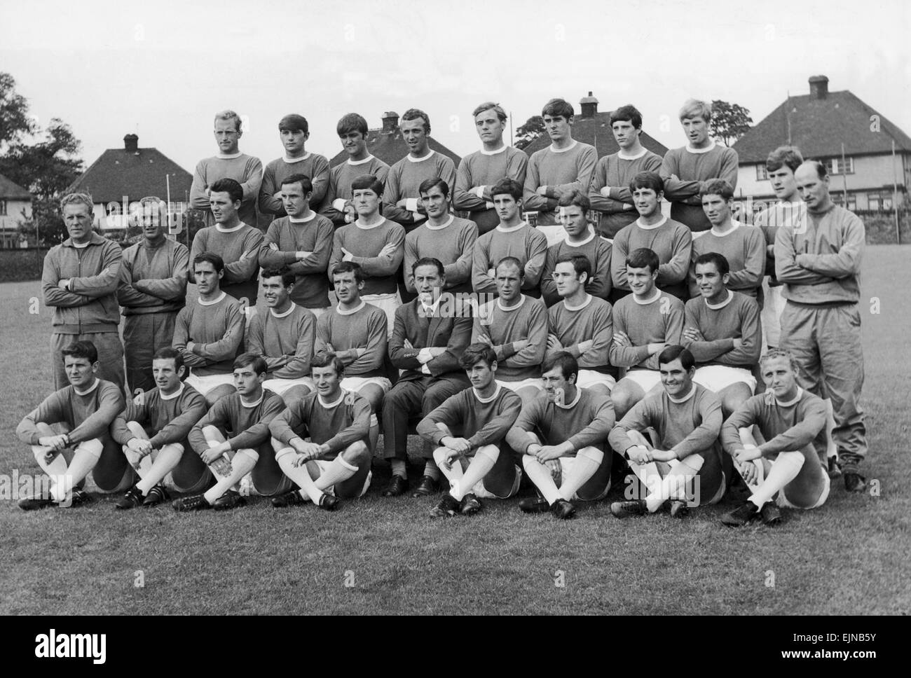 Everton squad pose fore a pre season picture at their Bellefield ...