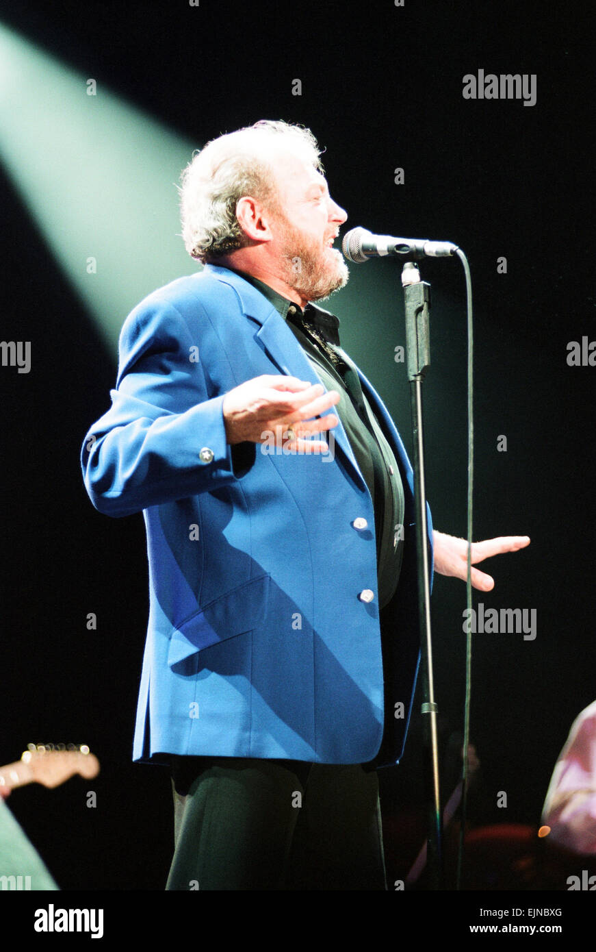 Joe Cocker special guest at Eric Clapton concert, the Sheffield Arena ...