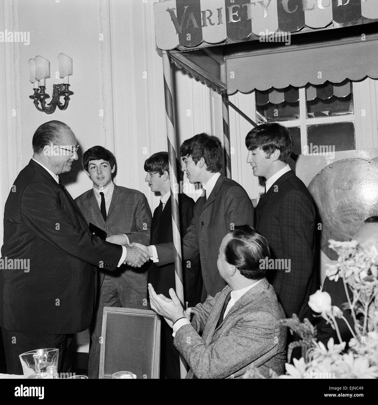 The Beatles 1963 Black and White Stock Photos & Images - Alamy