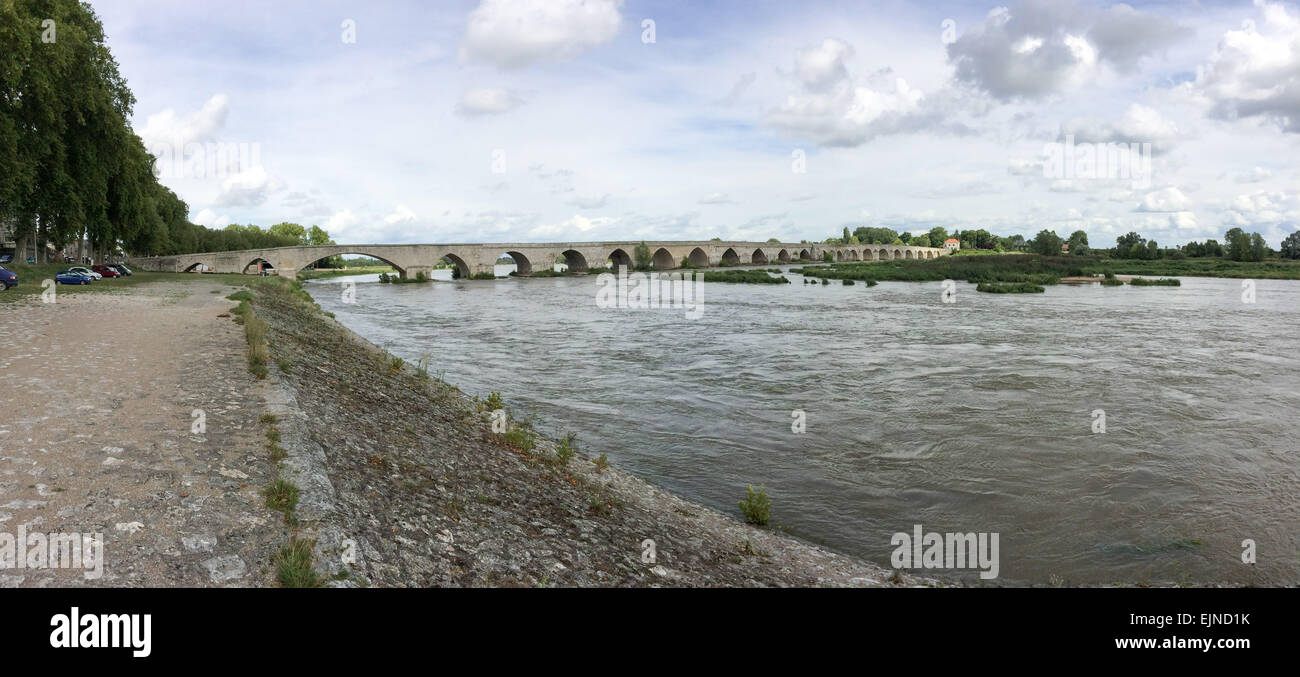 Beaugency Bridge High Resolution Stock Photography and Images - Alamy