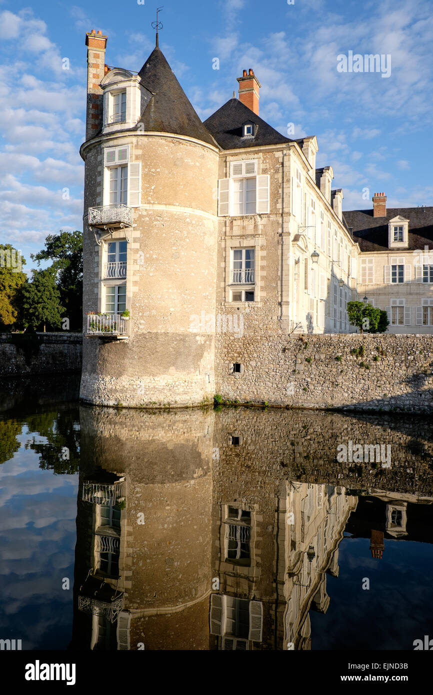 Avaray hi-res stock photography and images - Alamy