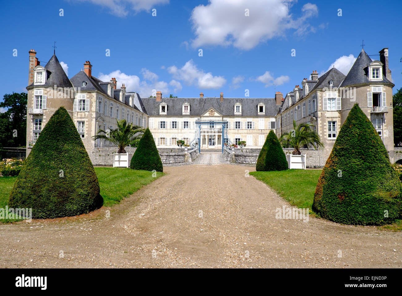 Chateau d'Avaray, Loire Valley, Loir-et-Cher, France Stock Photo - Alamy