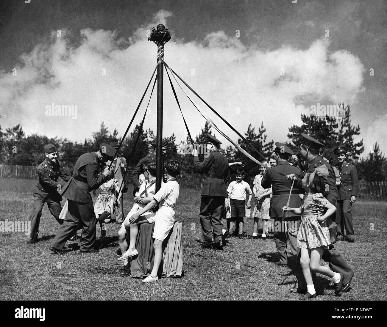 American soldiers 1942 hi-res stock photography and images - Alamy