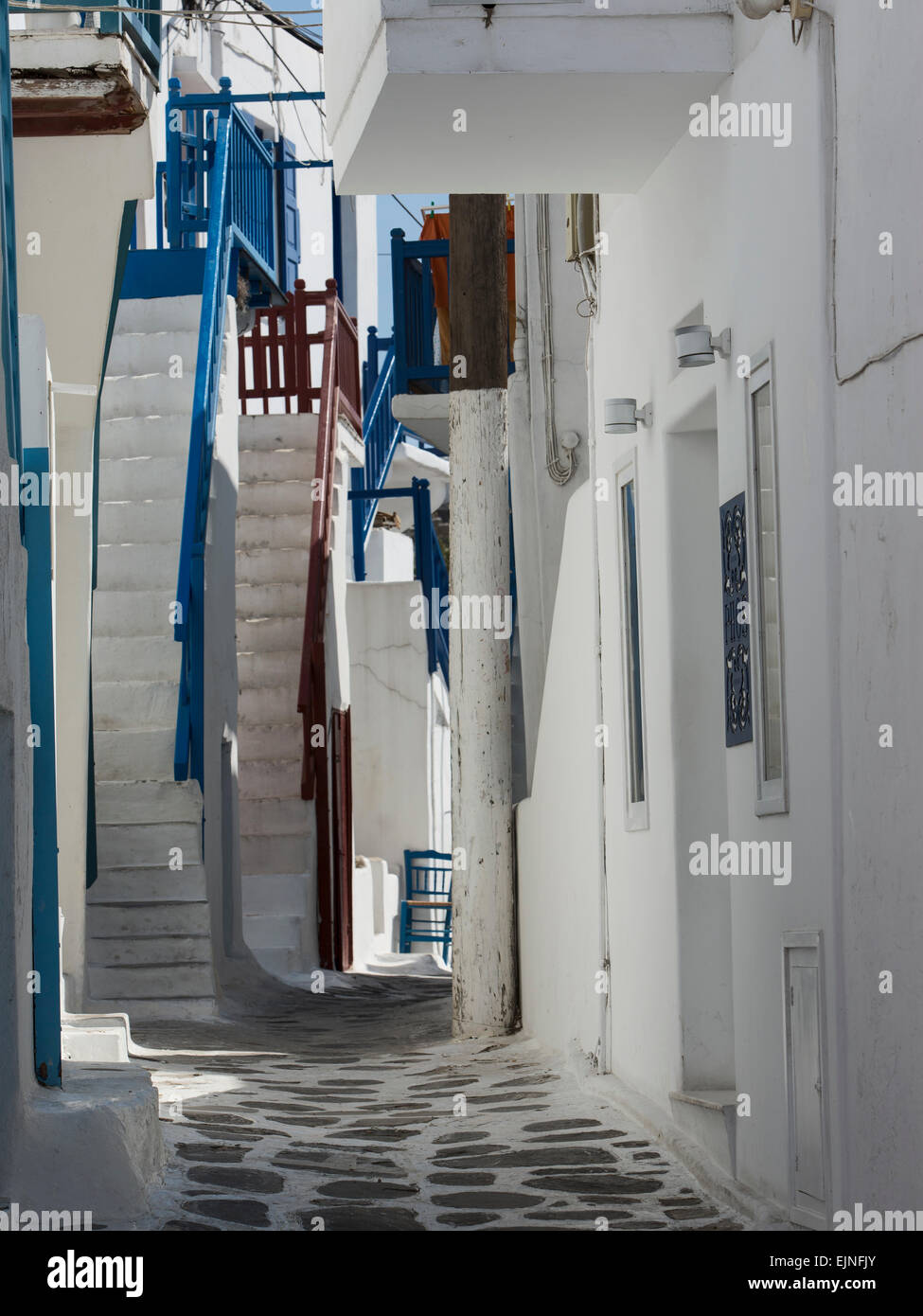 Mykonos, Greece narrow residential foot path Stock Photo - Alamy