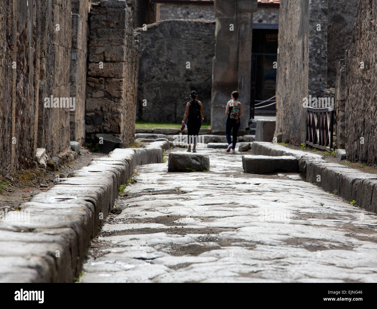 Exploring pompeii hi-res stock photography and images - Alamy