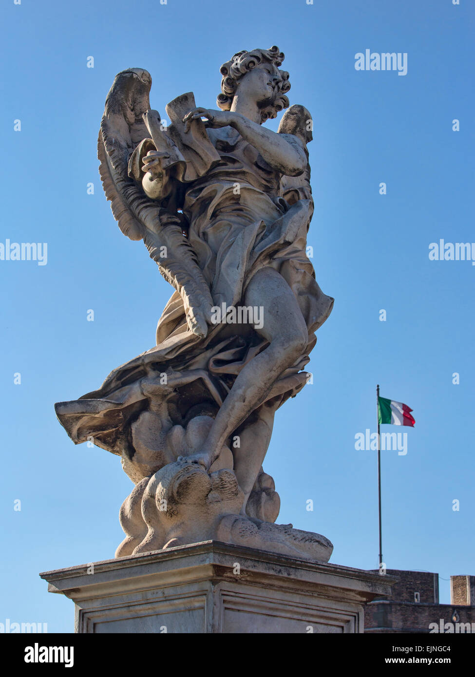 Rome, Italy statue Bridge of Angels statue Stock Photo - Alamy