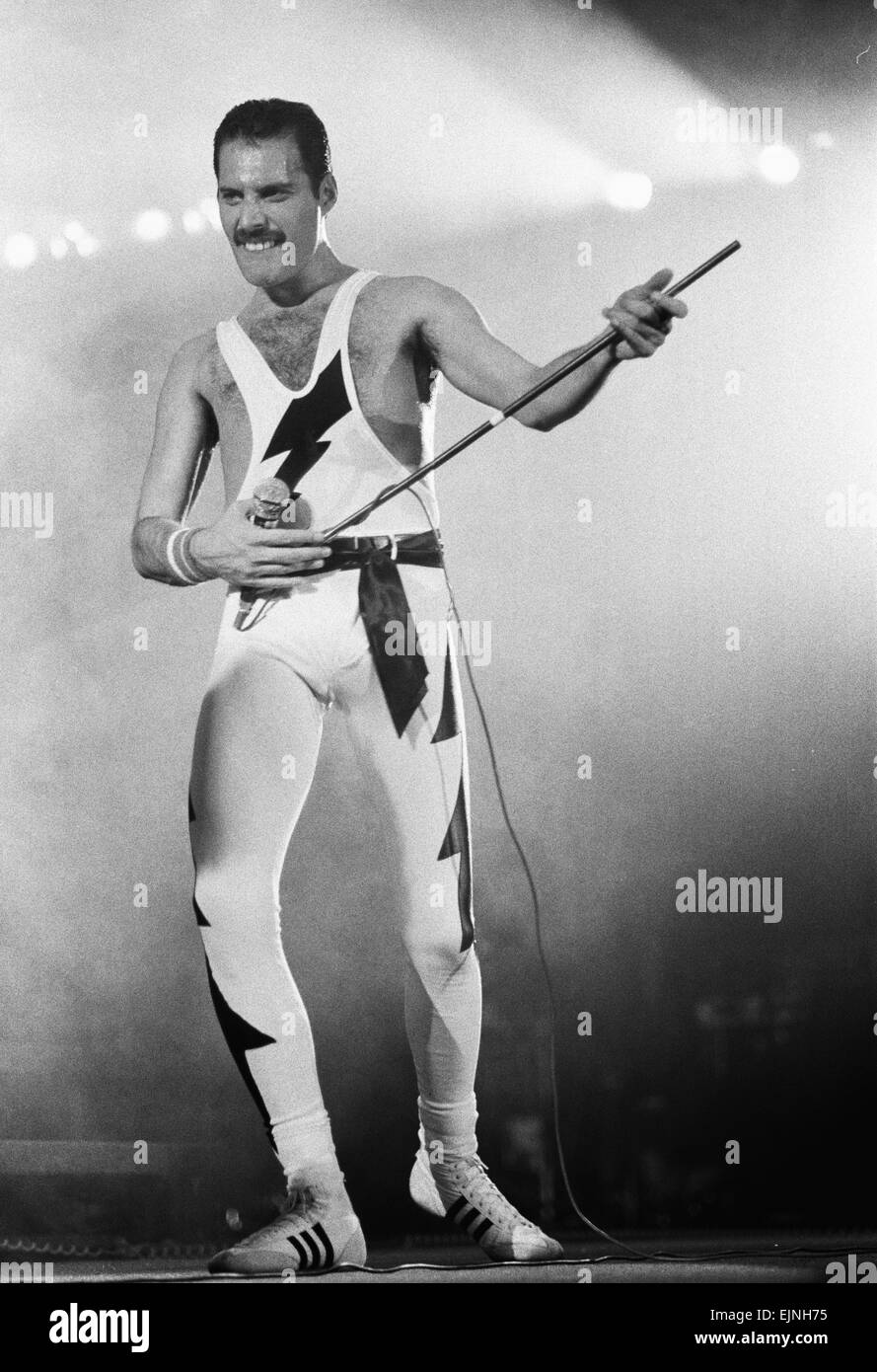 Freddie mercury 1984 hi-res stock photography and images - Alamy