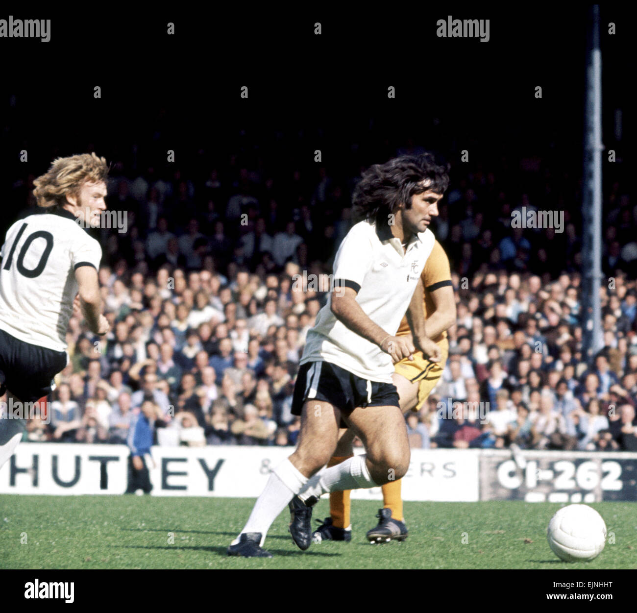Fulham v Wolverhampton Wanderers. Rodney Marsh and George Best. 11th ...