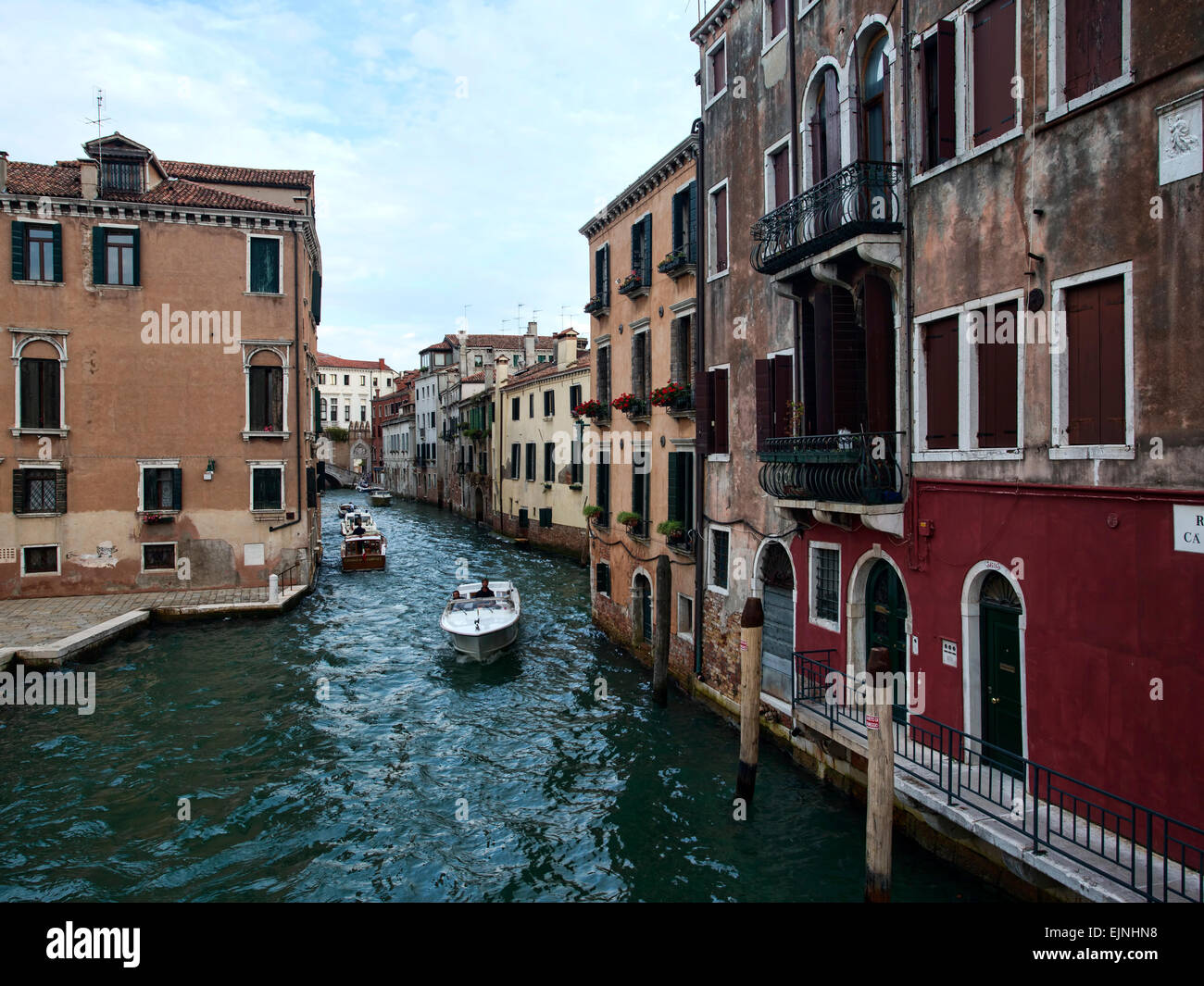 Modern boat hi-res stock photography and images - Alamy