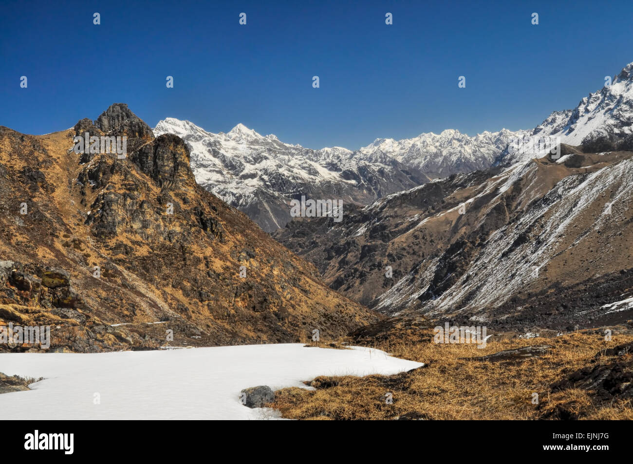 Mountain rage hi-res stock photography and images - Alamy