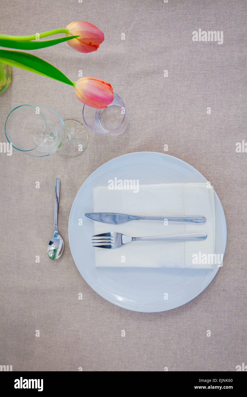 simple meal table lunch setting Stock Photo - Alamy