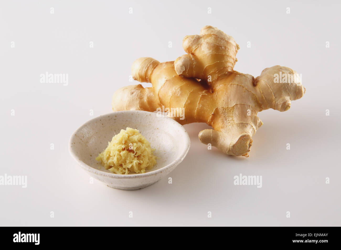 Grated ginger hi-res stock photography and images - Alamy