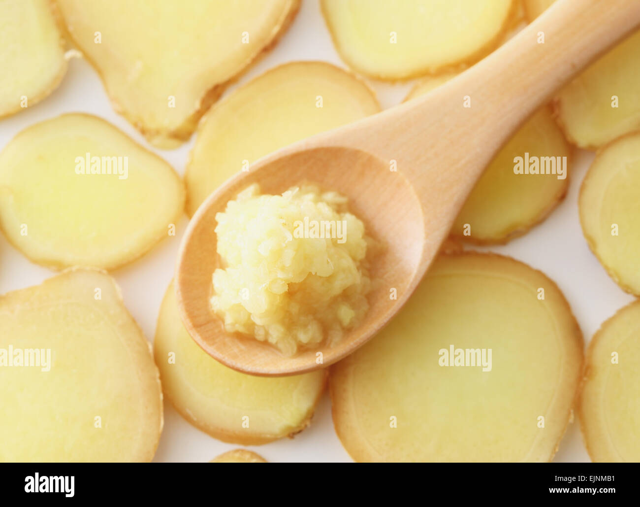 Grated ginger root hi-res stock photography and images - Alamy
