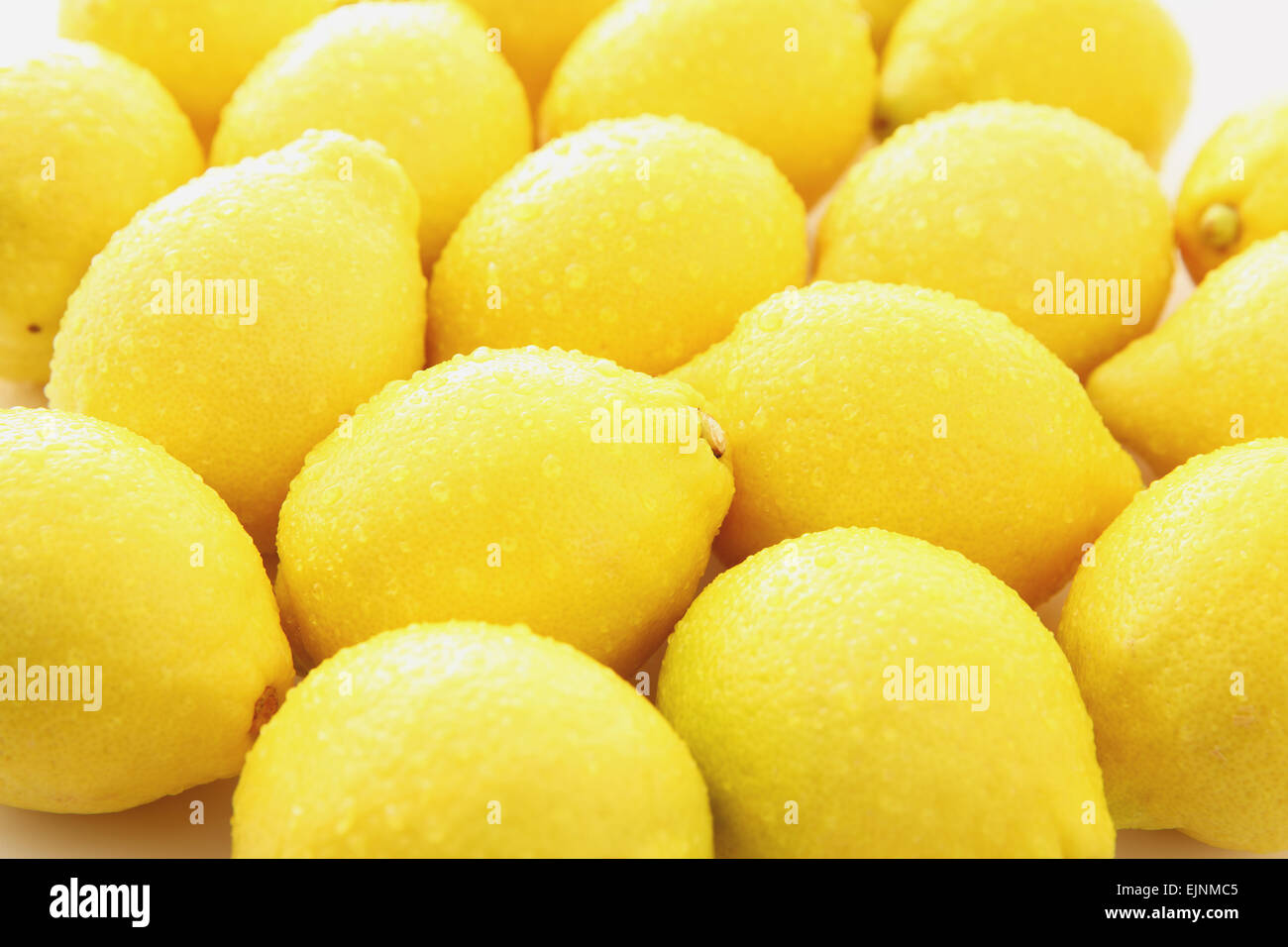 Multiple lemons hi-res stock photography and images - Alamy